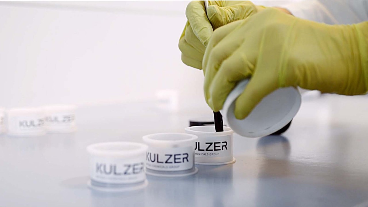 Embedding systems for metallographic sample preparation